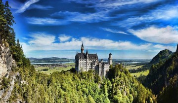 Neuschwanstein, el espectacular castillo bávaro que inspiró a Walt ...